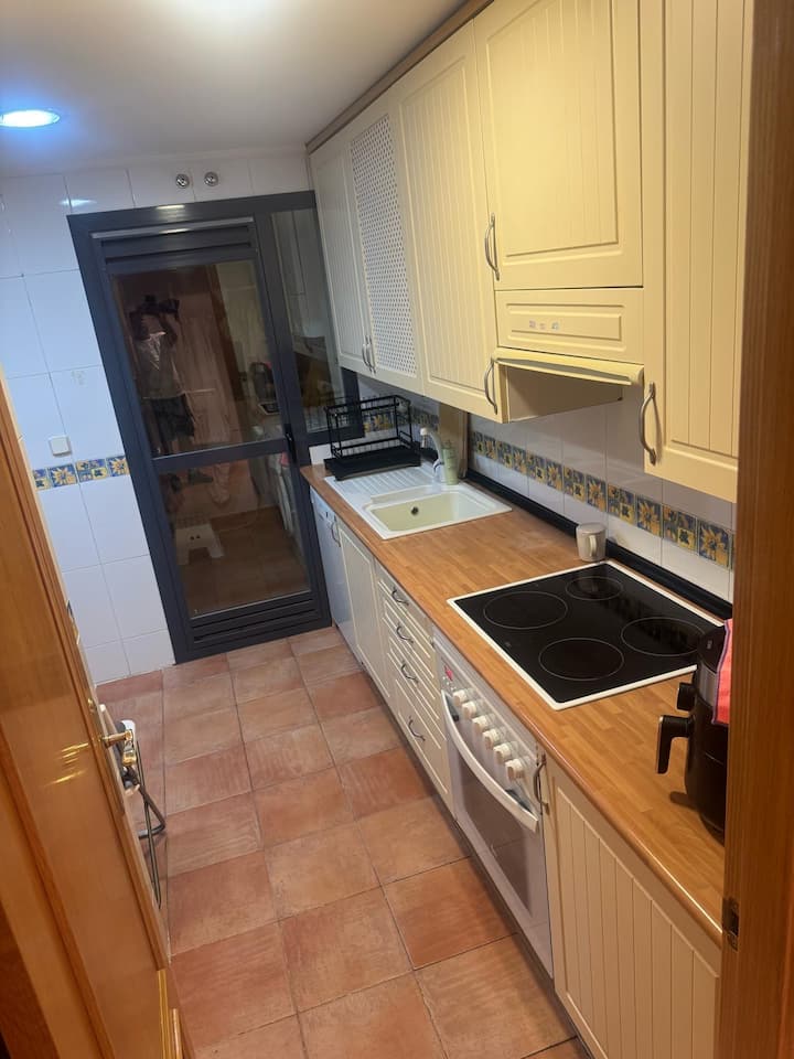 Habitación Doble Grande Pareja En Madrid - Rivas-Vaciamadrid