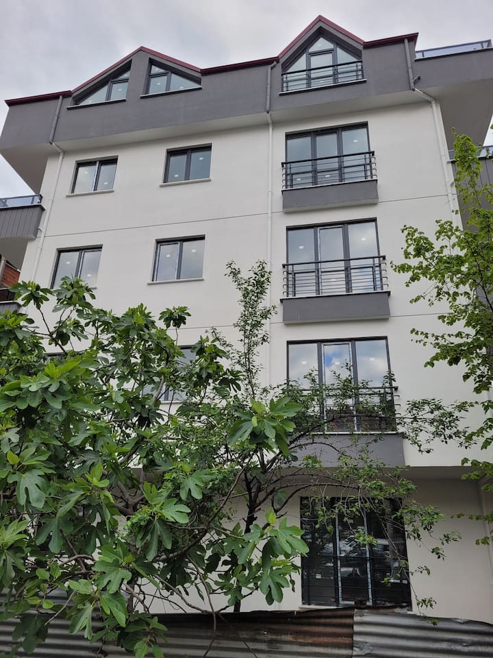 Lüks Yeni 3+1 Daire Yeni Eşya - Trabzon