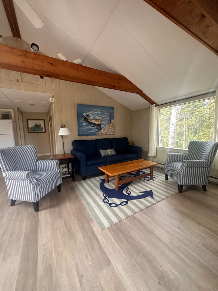 Treehouse With Access To Dock And Kayaks - Southwest Harbor, ME
