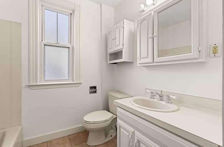 Danvers Near Peabody And Salem! - Middleton, MA