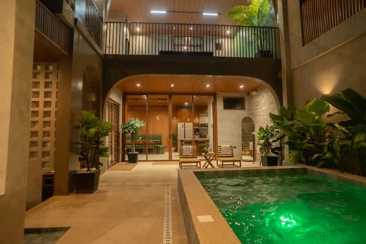 Modern Tropical Villa With Private Pool | Bulacan - San Rafael