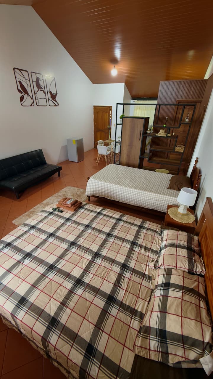 Suit En Zona Céntrica , Tranquilo Y Cerca De Todo. - Puyo