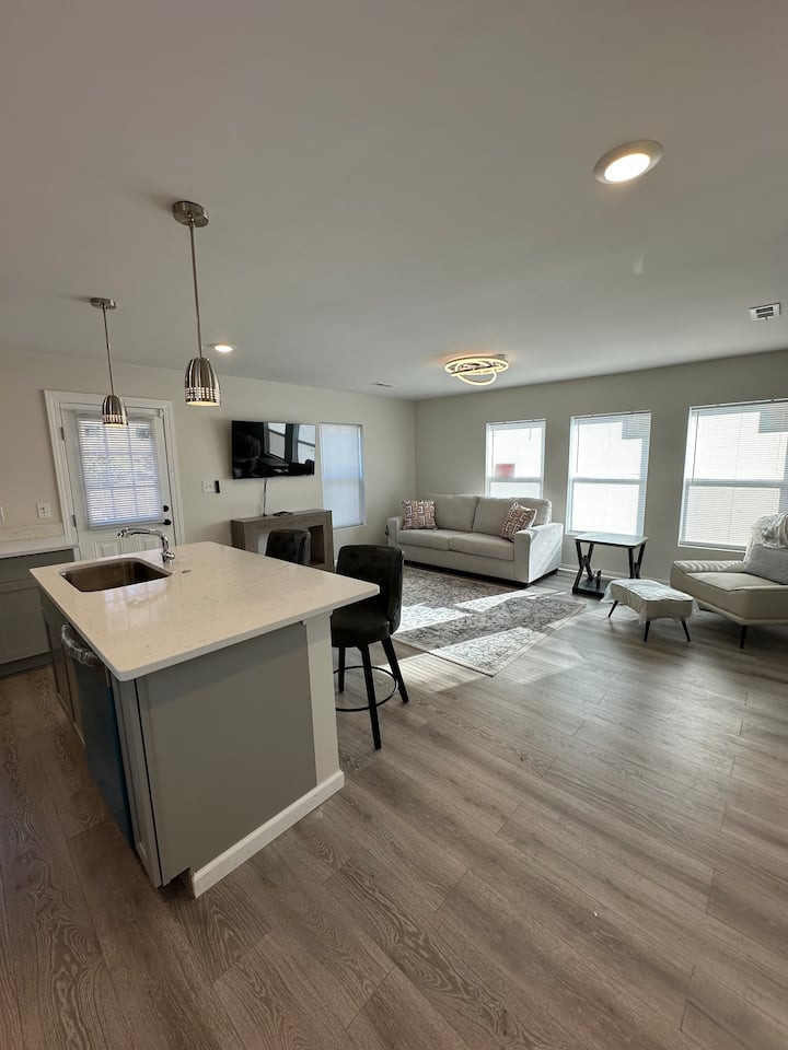 Little House On The Greenway - Greenville, NC