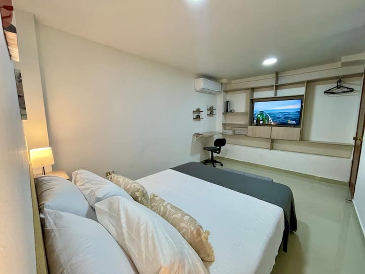 Laureles Zona Turística Estadio Cerca Poblado Aire - Medellín, Colombia