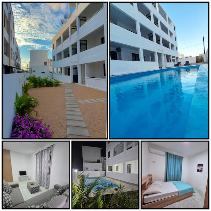 Skyview Apartment Poolside Stay Near The Beach - Mauritius