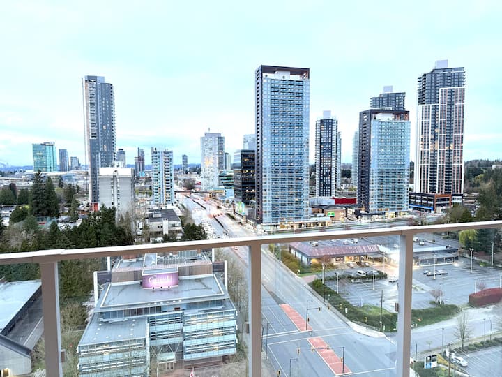 5-star Studio Surrey Kg Skytrain A/c & Gym - Surrey