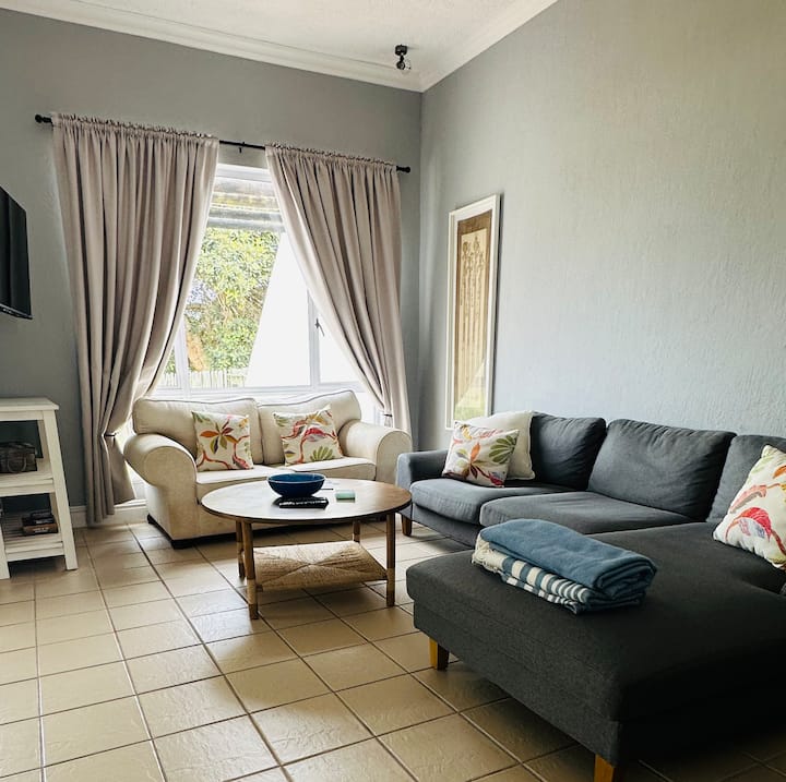 Villa 4, Walk To The Village And To The Beach - Saint Francis Bay
