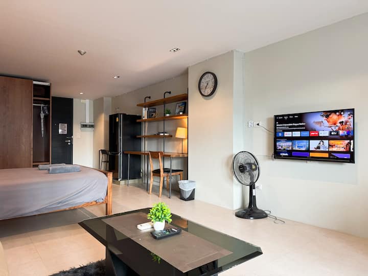 Central 1br 50sqm｜bts Walk｜food & Night Market - Bang Rak