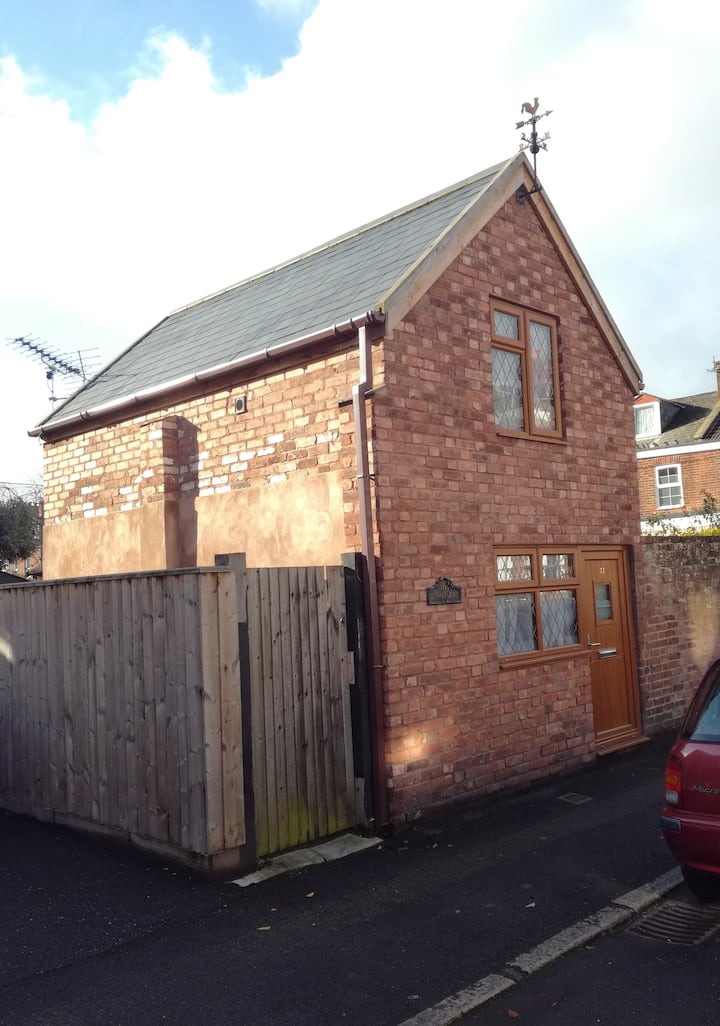 Unique & Quirky Property, In A Great Location. - Exeter
