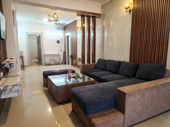 Spacious 3bhk With Garden - Ghaziabad