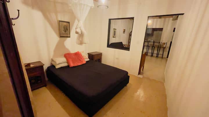 La Mesa - Casa Manzanares - La Mesa