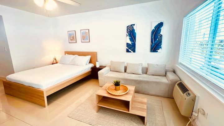 Tropical Oasis #6 - Miami Beach, FL