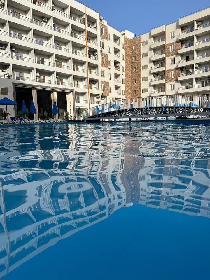 Velvet Gold Tiba, With A Private Beach - Hurghada