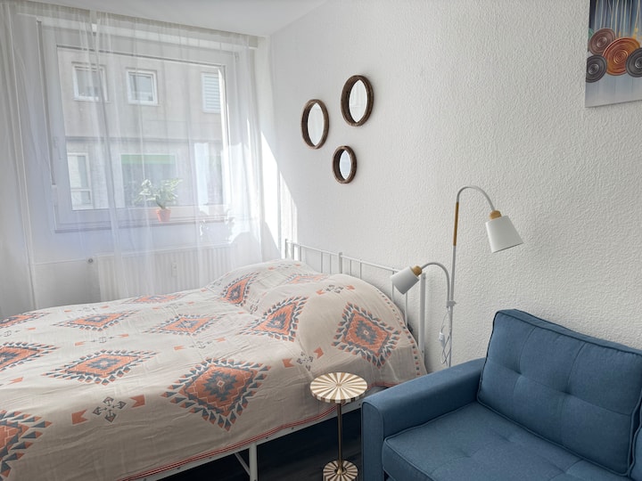 Uniflat Kompakt Und Bequem - Duisbourg