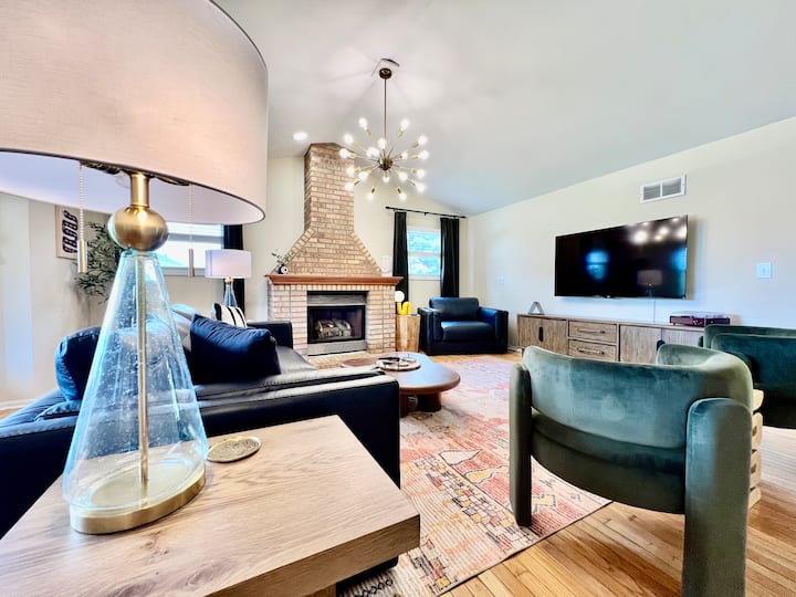 Large, Stylish Home In Heart Of Liberty Twp. - West Chester Township, OH