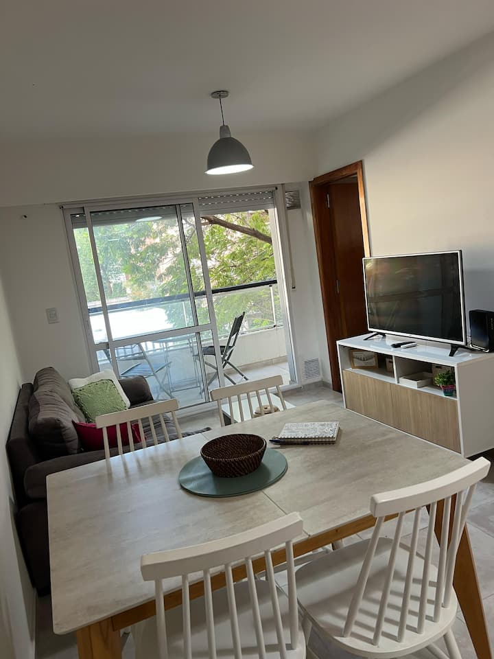 Moderno, Cómodo Y Bien Ubicado - Rosario