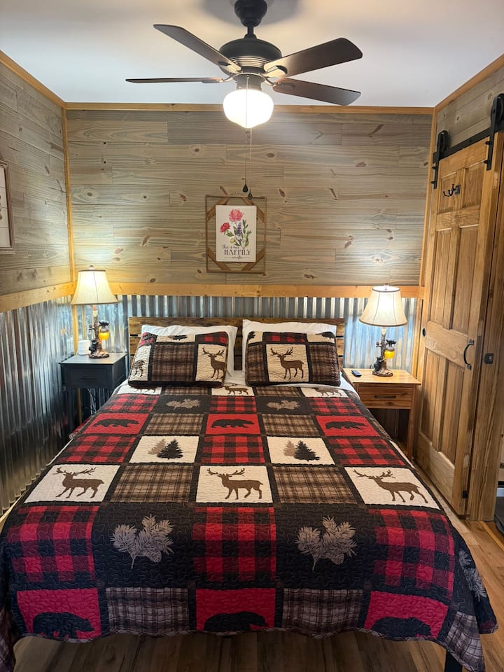 Moravian Mill Cabin/ Tiny Home - Fire Cabin 1 - W. Kerr Scott Lake