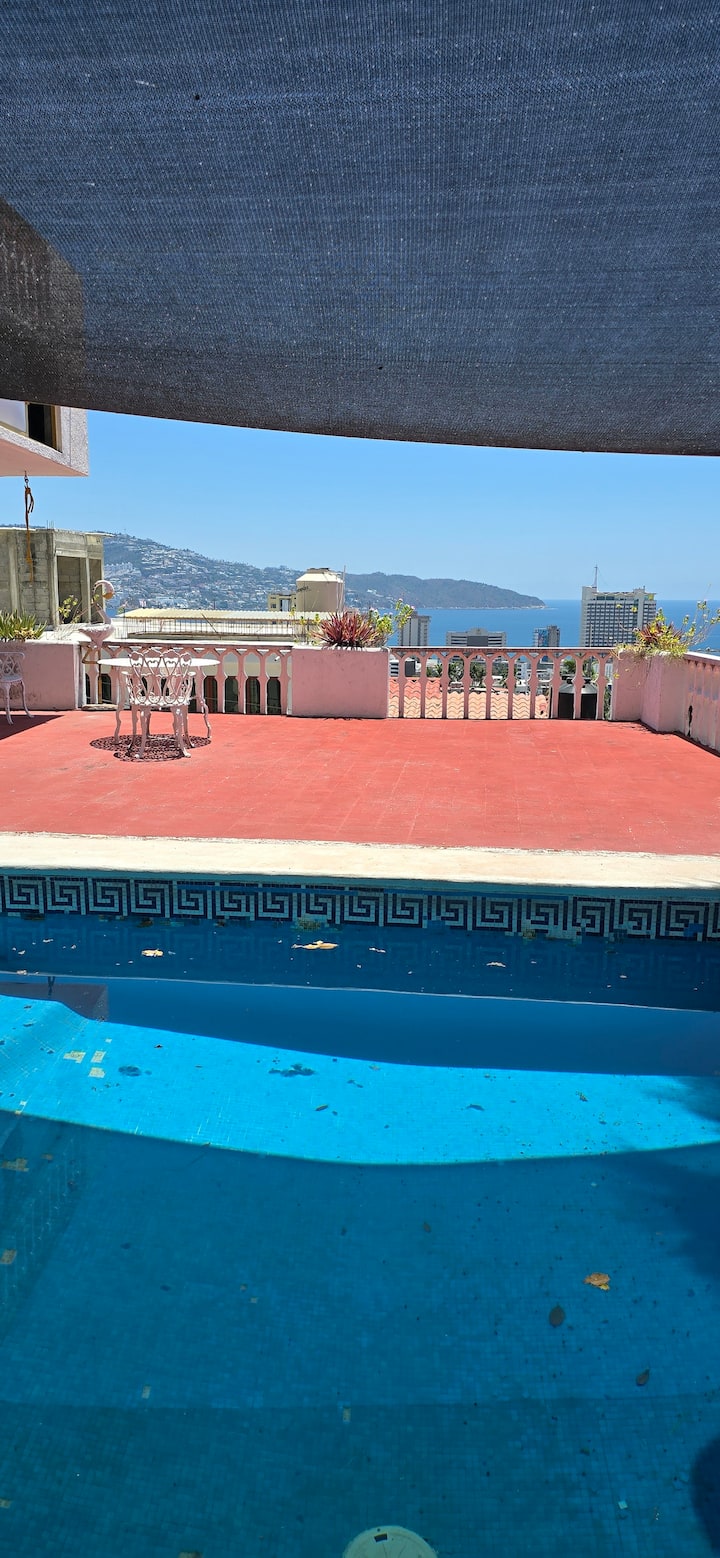 Casa Amplia Con Alberca Y Vista - Acapulco