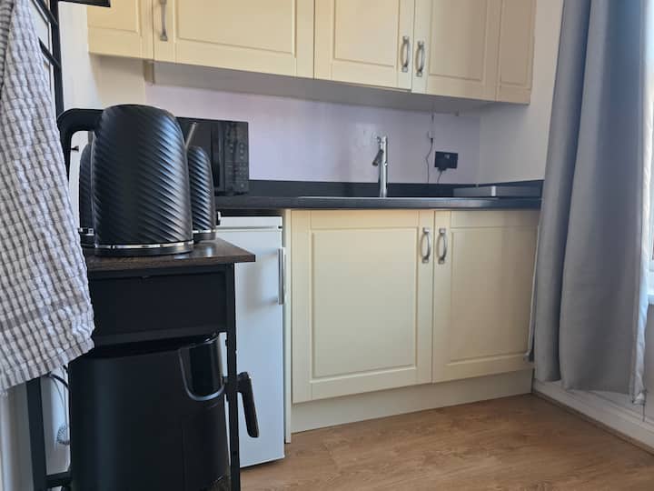 Self Contained Studio Central Reading Rg1 - Reading