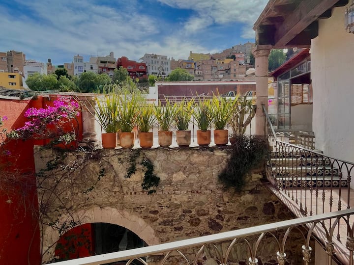 Casa Sattvam-cozy Studio/king Size Bed - Guanajuato