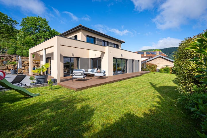 Maison Avec Piscine Mont D’or - Saint-Cyr-au-Mont-d'Or