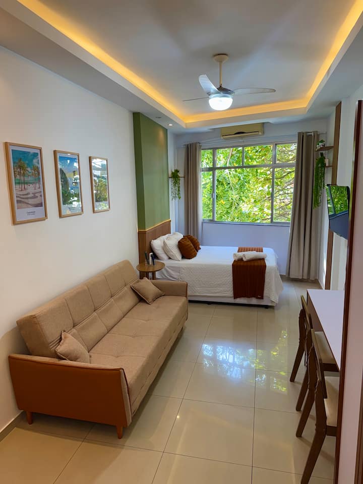 Charming Studio: Ipanema & Copacabana Border - Ipanema