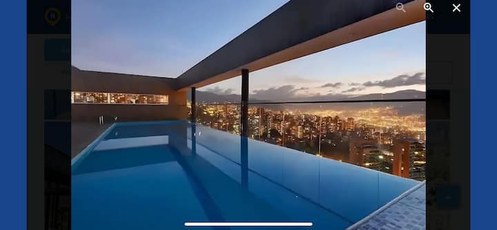 Exclusivo Apto En El Poblado - Medellín