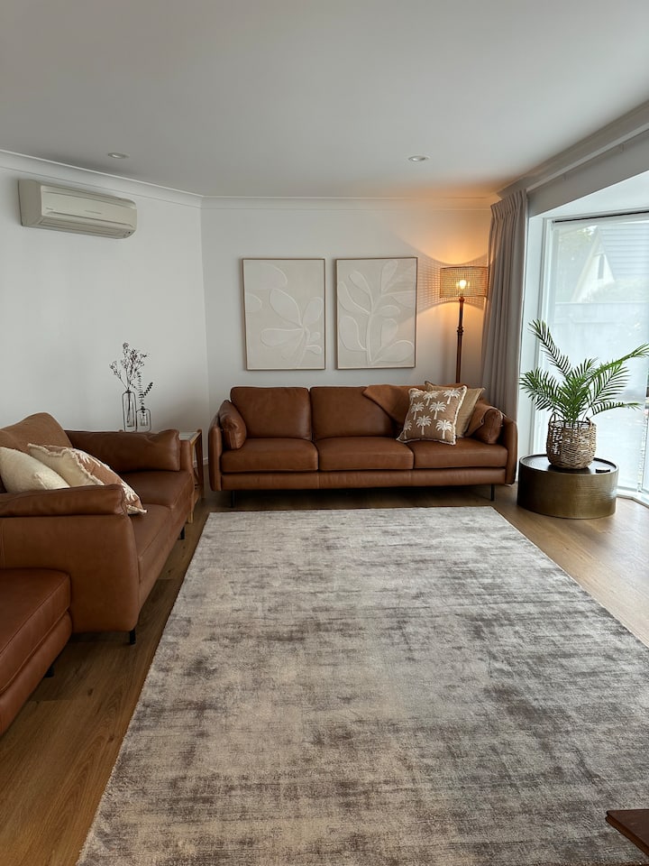 Relax At The Palms - Palmerston North