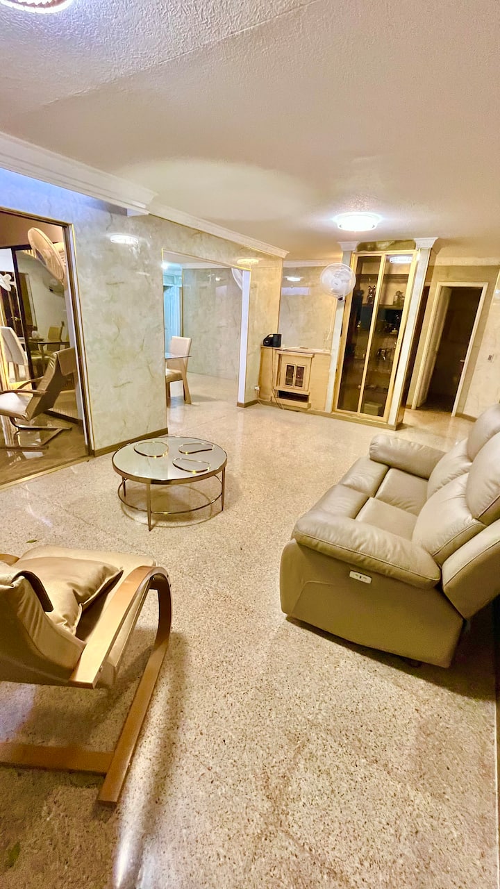 Lujoso Apto Con Jacuzzi Y Amplio - Cali
