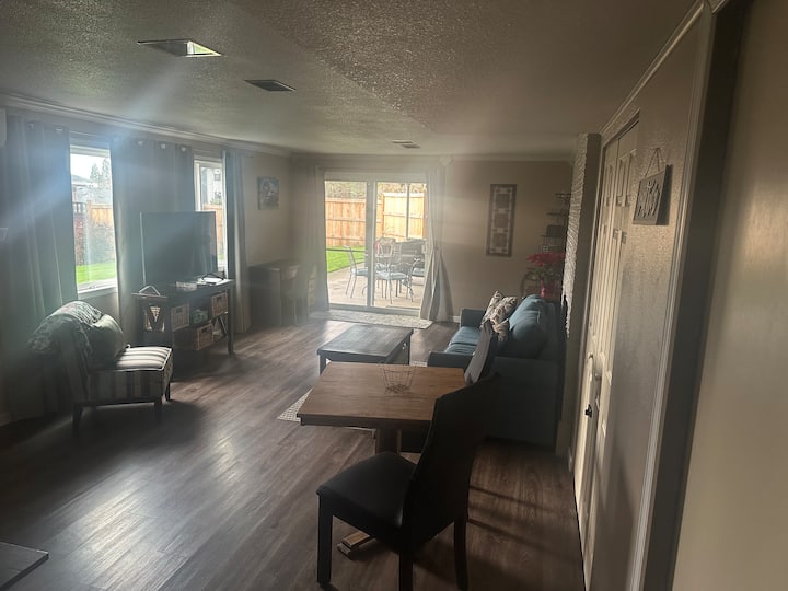 Daylight Bungalow- Close To Portland - オレゴン州