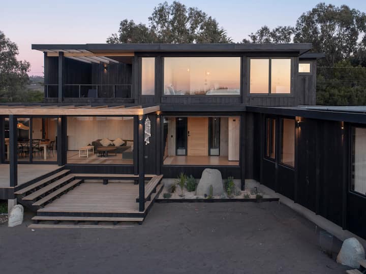 Luxury Stay, Epic View, Steps From Beach And Surf - Chile