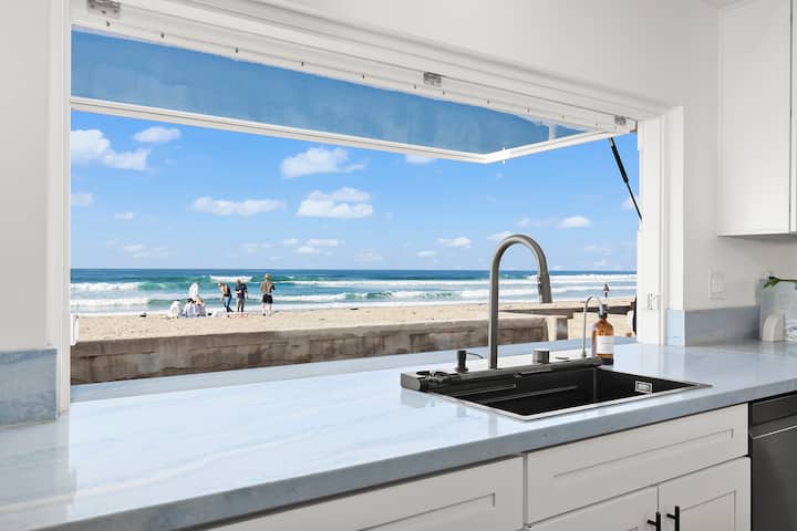 Beach Front Bungalow Retreat - Mission Bay, CA