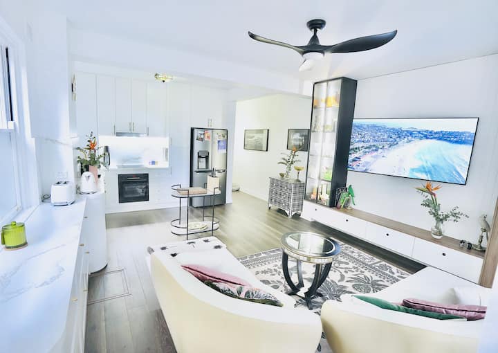 Bondi Beach - Stylish Art Deco 1-bedroom Apartment - Bondi Beach