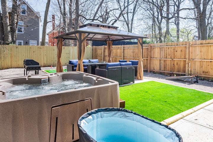 5br Family Retreat Oasis W Hot Tub, 5 Min To Dt! - Cincinnati, OH