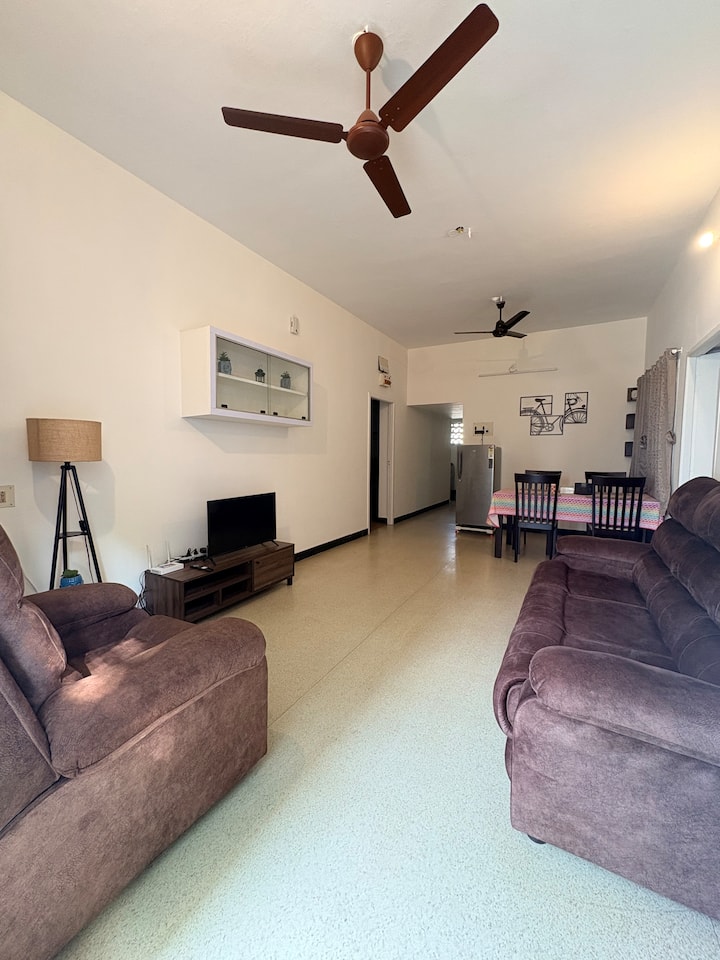 Anna Nagar Cosy 2bhk - Chennai