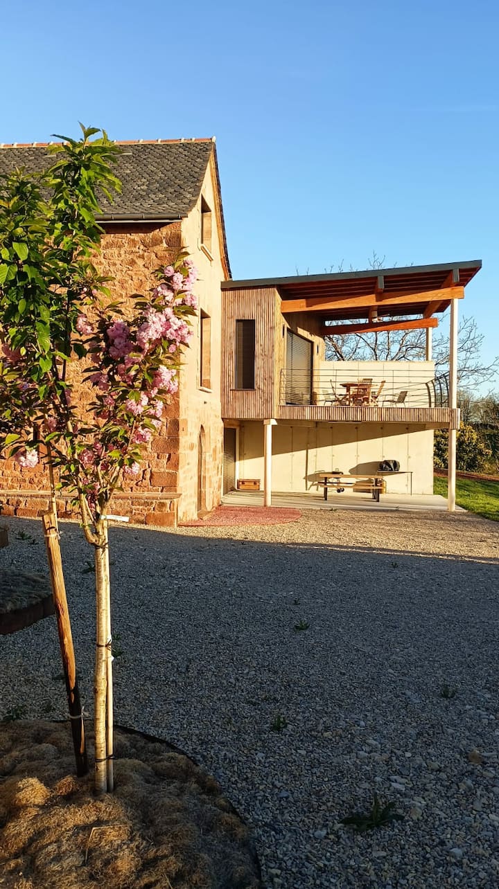 Villa & Garden With Stunning Views Of The Vallon - Rodez