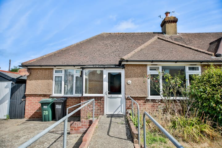 The Nest, Adapted Family Home - Battle