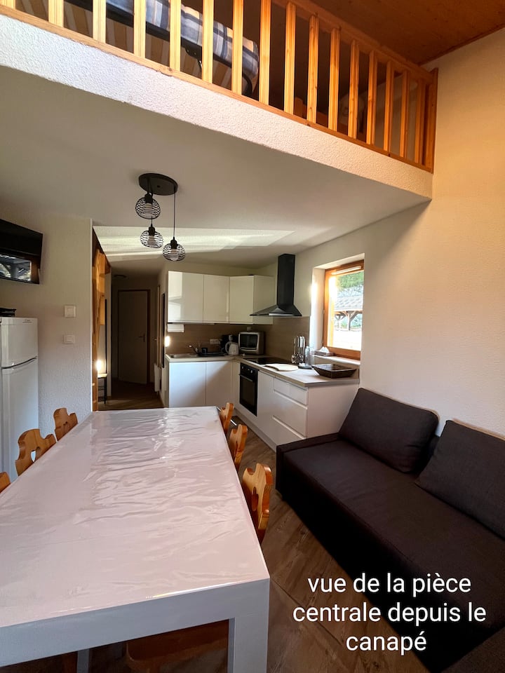 Le Biot. Appt 6/8 Pers. 2 Chambres/2 Canapés-lits - Hirmentaz