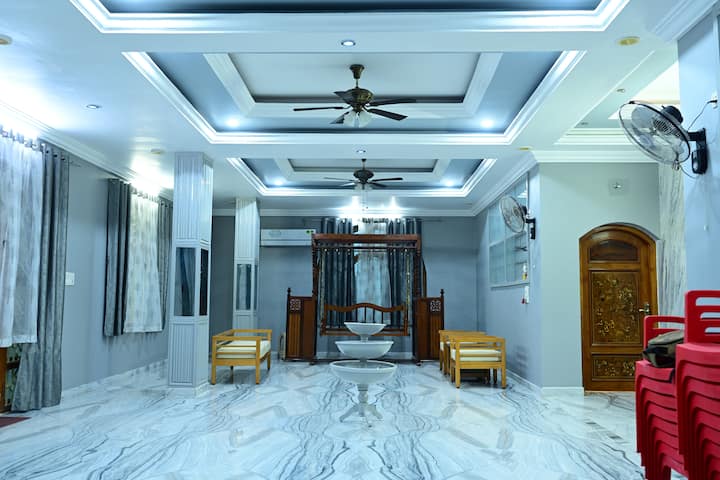 Vema's(vididillu) Rooming House - Rajahmundry