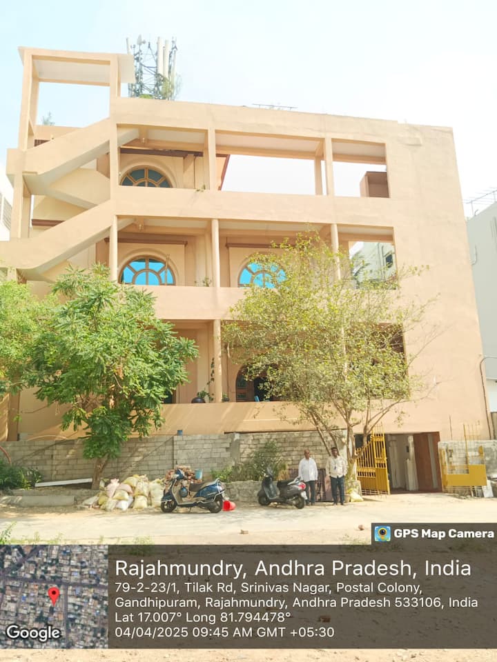 Vema's(vidillu) Rooming House - Rajahmundry