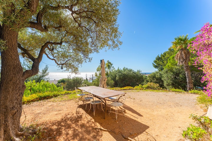 Vue Mer • Grande Terrasse • Jardin Privé & Parking - Bandol