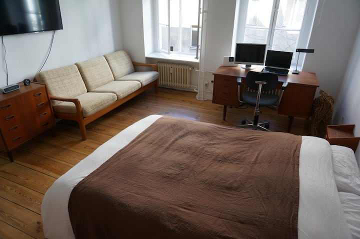 Kreuzberg Flat In Top-location - Berlín