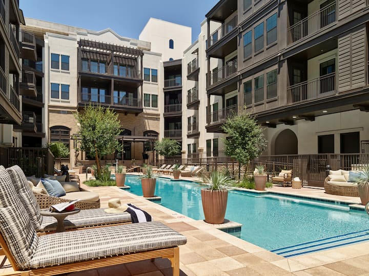 Snowbird Studio | Paradise Valley | Ave Living - Phoenix, AZ