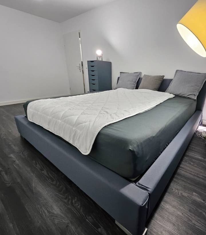 Cozy Furnished Room Metro Station U3 Giselastraße - Munich