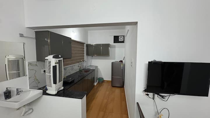 Budget Friendly 2bhk Near River - Kochi, India