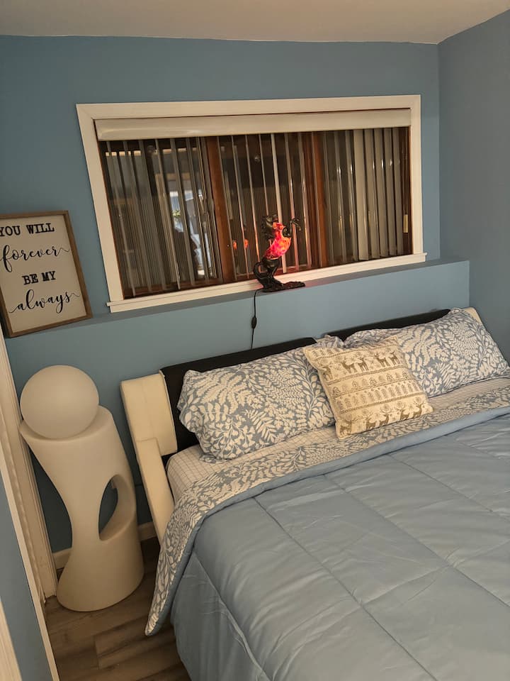 The Blue Paradise - Staten Island