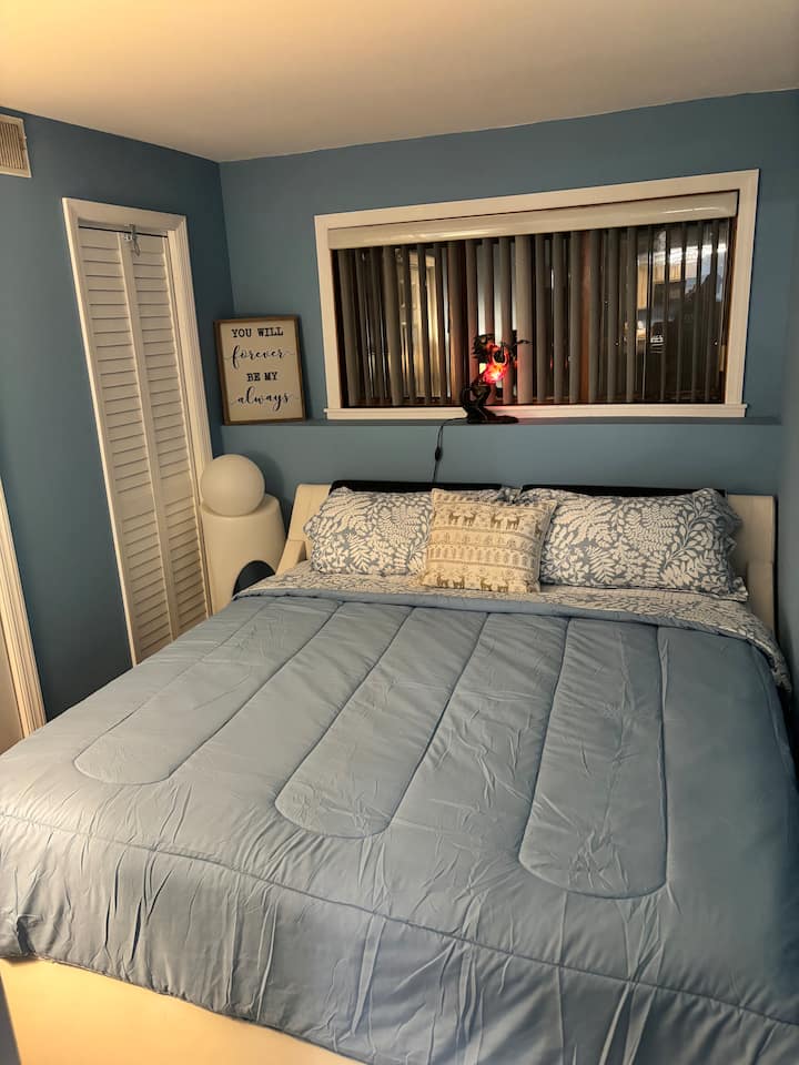 The Blue Paradise - Staten Island, NY