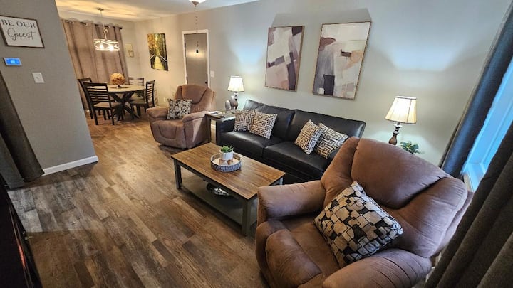 Lincoln's Train Depot - Chatham, IL