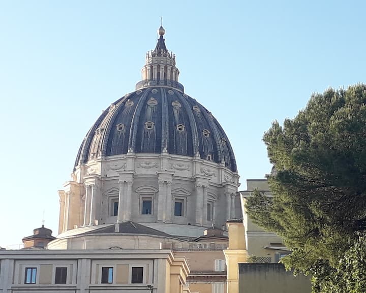 Oltre Il Colonnato - Rome