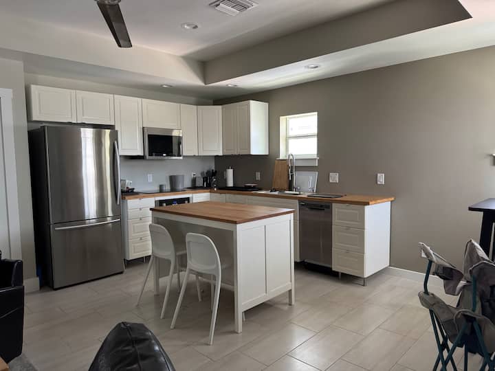 Near Pickleball Center, Deep Water Access Dock - Naples, FL